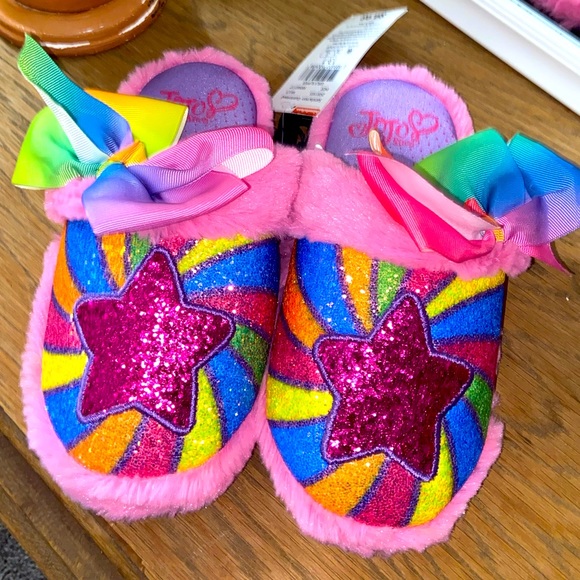 JoJo Siwa | Shoes | Jojo Siwa Pastel Glittersparklefuzzy Swirl Slippers ...